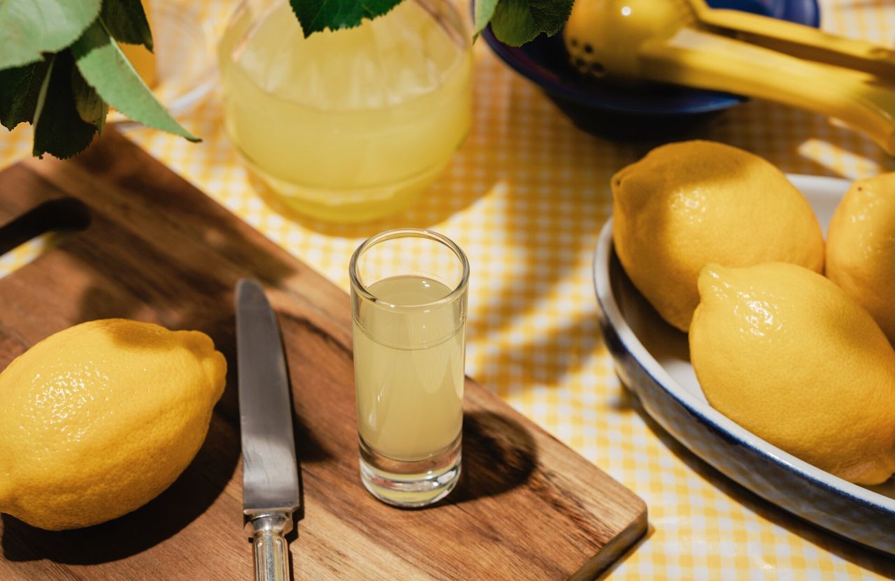 Un verre d’huile d’olive et de citron avant de dormir : tendance virale ...