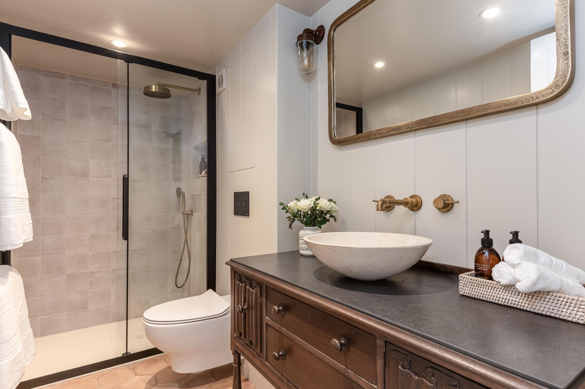 Surrey bathroom designer shares top design ideas for 2026