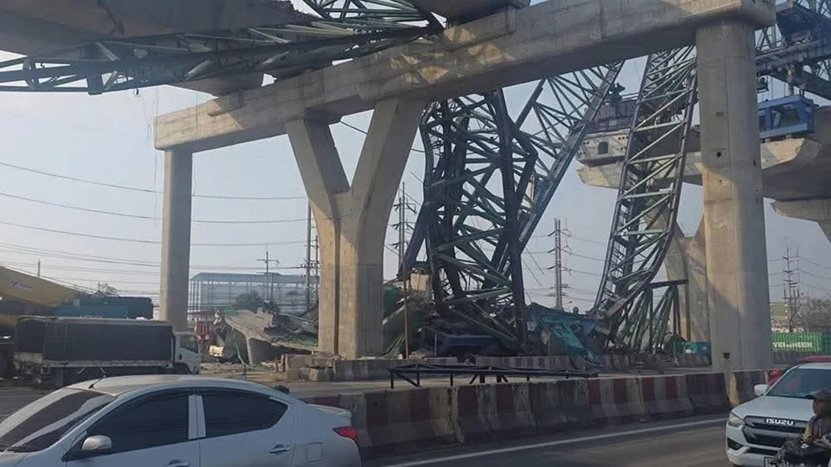 El derrumbe de una grúa deja dos muertos en la periferia de Bangkok