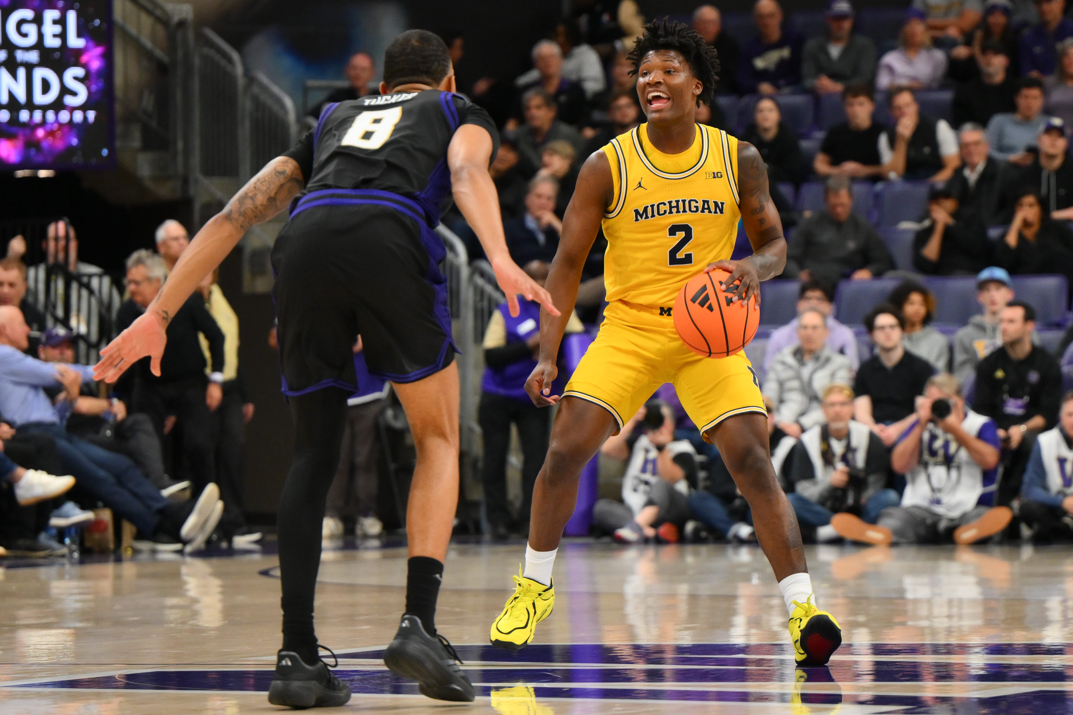 Michigan basketball gears up for short-handed Oregon: Prediction, preview