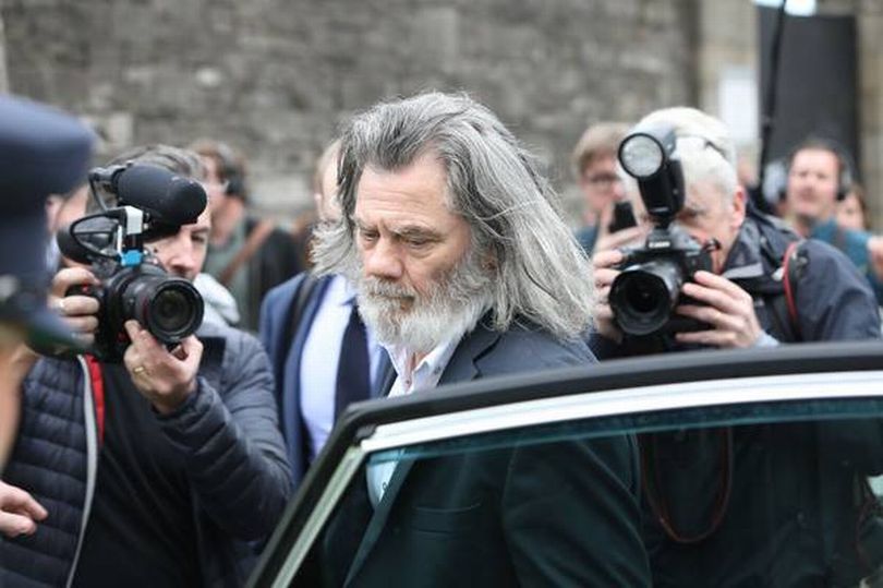 Investigation details into former GSOC officer who attended Gerry Hutch ...