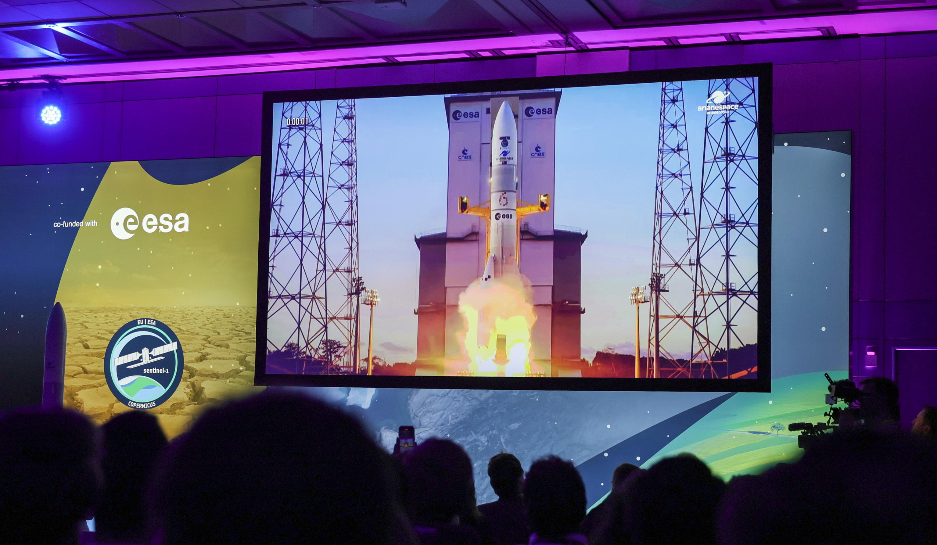 Spazio, videocall fra Urso e ministro francese della ricerca