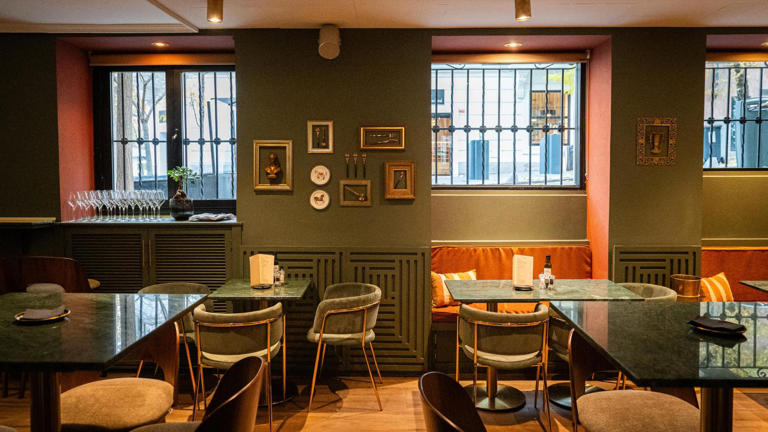 Nico Reyes, ex Cañadío, inaugura un restaurante con alma de bar y una ...