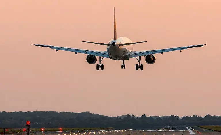 UAE: Flydubai revises flight schedule after Iran airspace closure