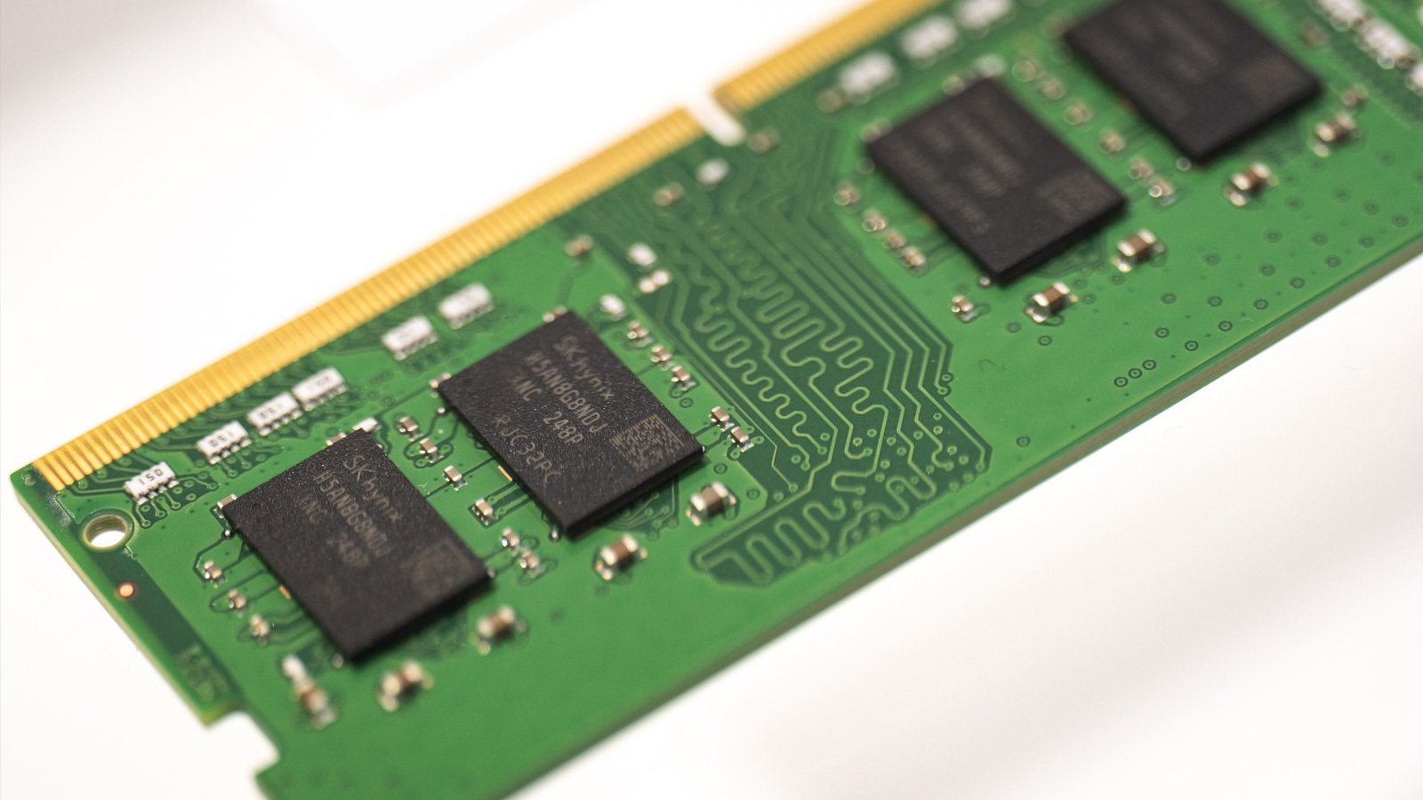 DDR4 prices jump 10% in one week. Some buyers are even looking at DDR3