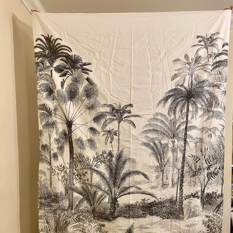 How to create a headboard out of a duvet cover – yes, really!