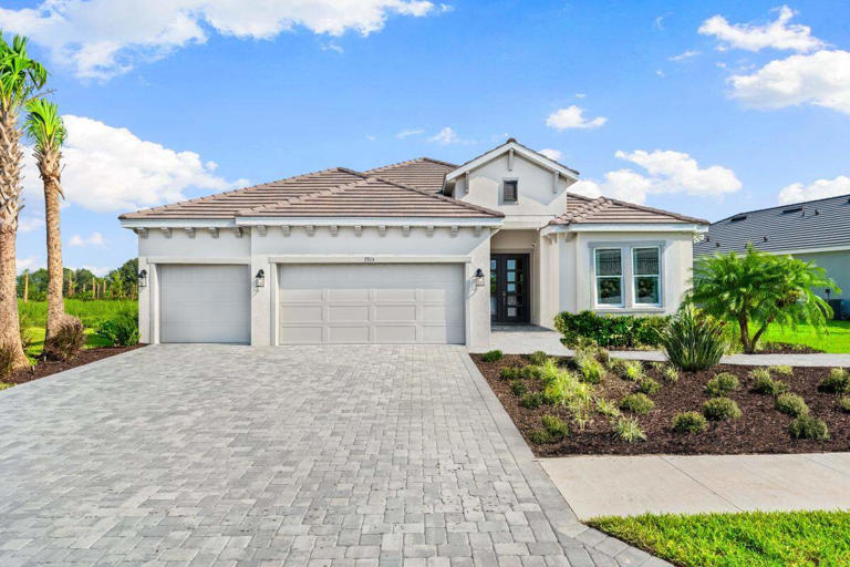 1,200 new homes with resort-style amenities are coming to Lakewood Ranch