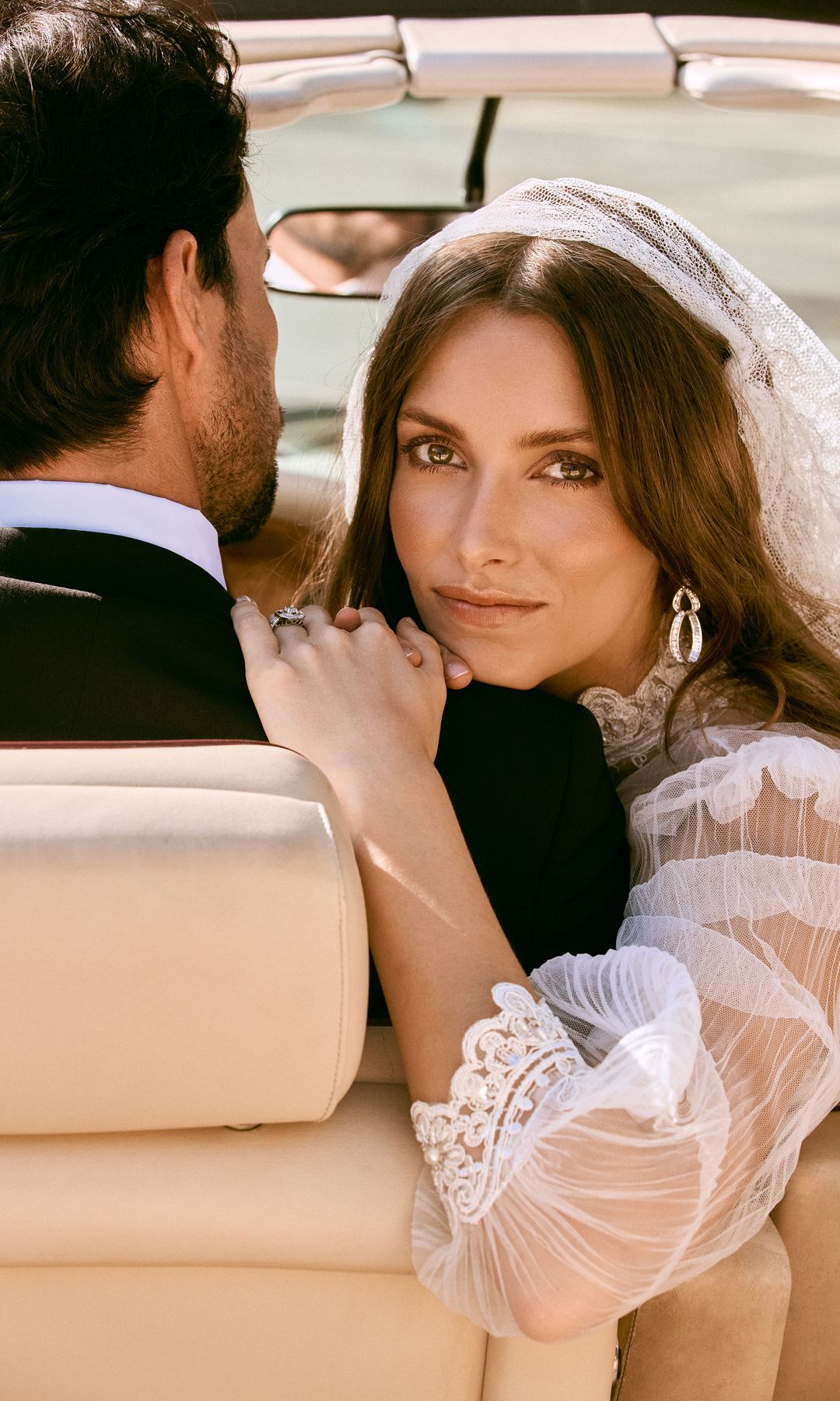 Vestidos de novia para quienes buscan algo distinto y no quieren ...