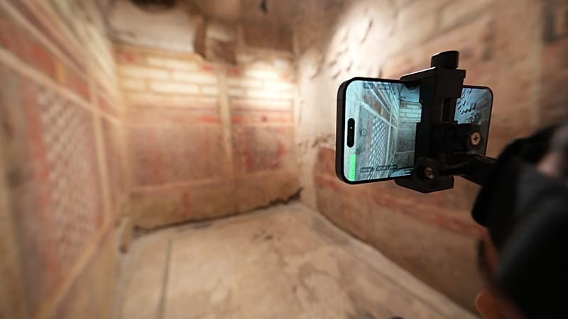 Ancient Rome meets modern technology as tourists visit restored ...