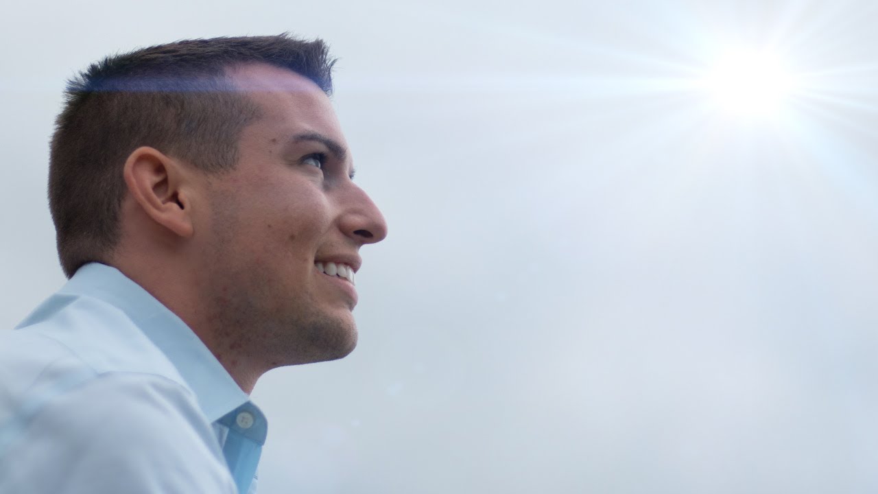 Meet psychic medium Matt Fraser and uncover his hidden insights