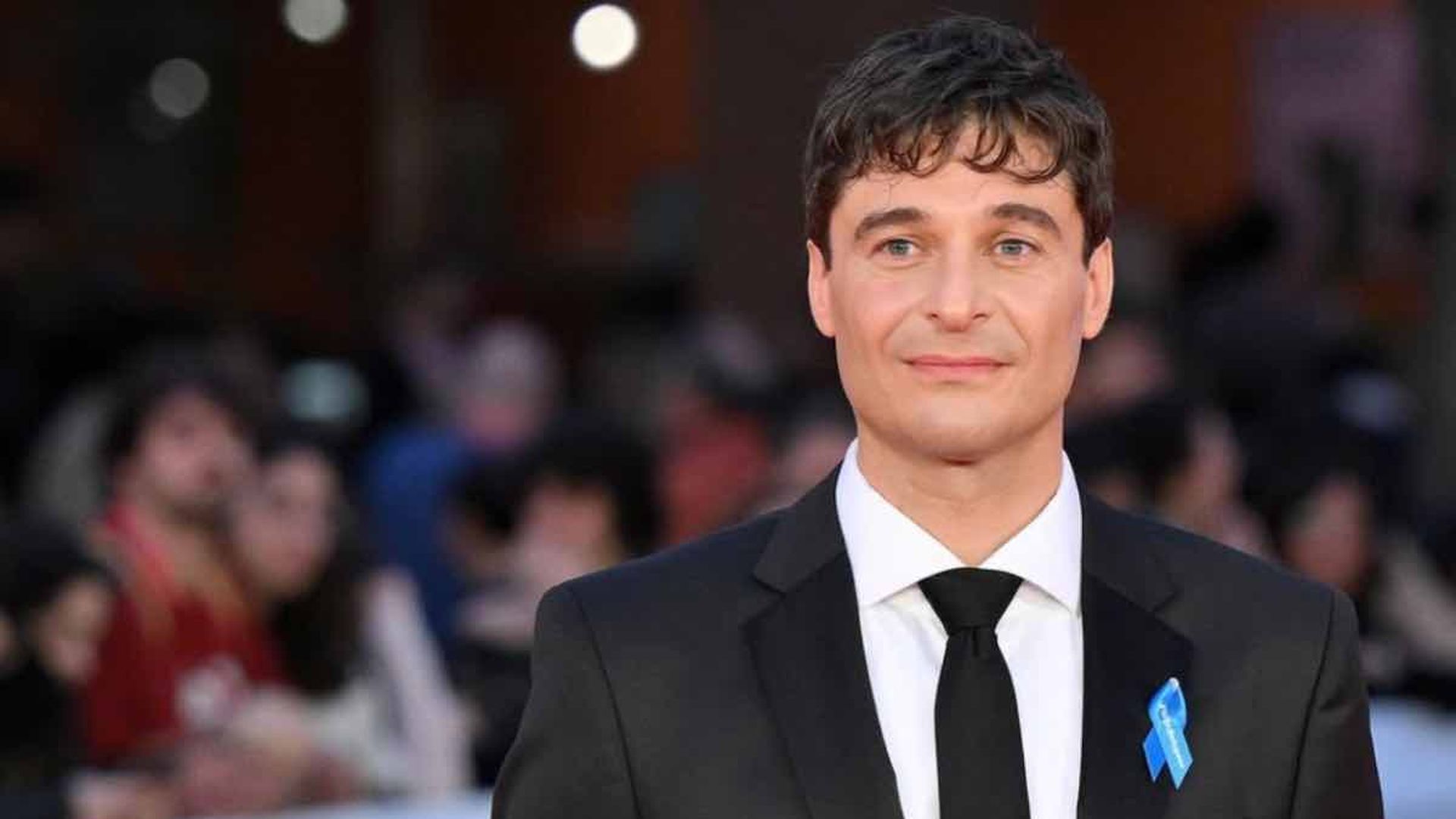 L’invisibile con Lino Guanciale è rimandata: la mini serie sulla ...