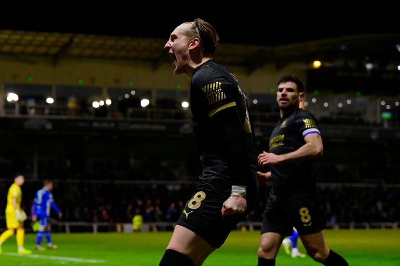 Ronan Curtis on Lorent Tolaj reunion after move to 'massive' Plymouth ...