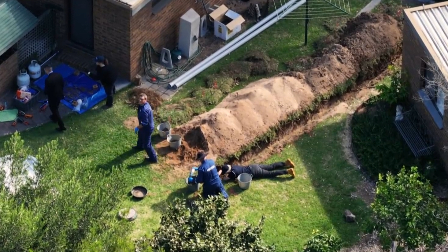 Homeowner's 'shock' after tradies unearth human bones in backyard