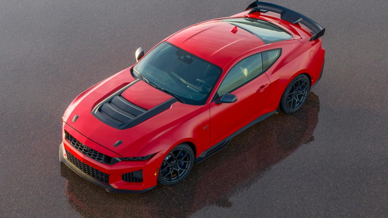 The new Mustang Dark Horse SC gets the wild supercharged V8 from the GTD