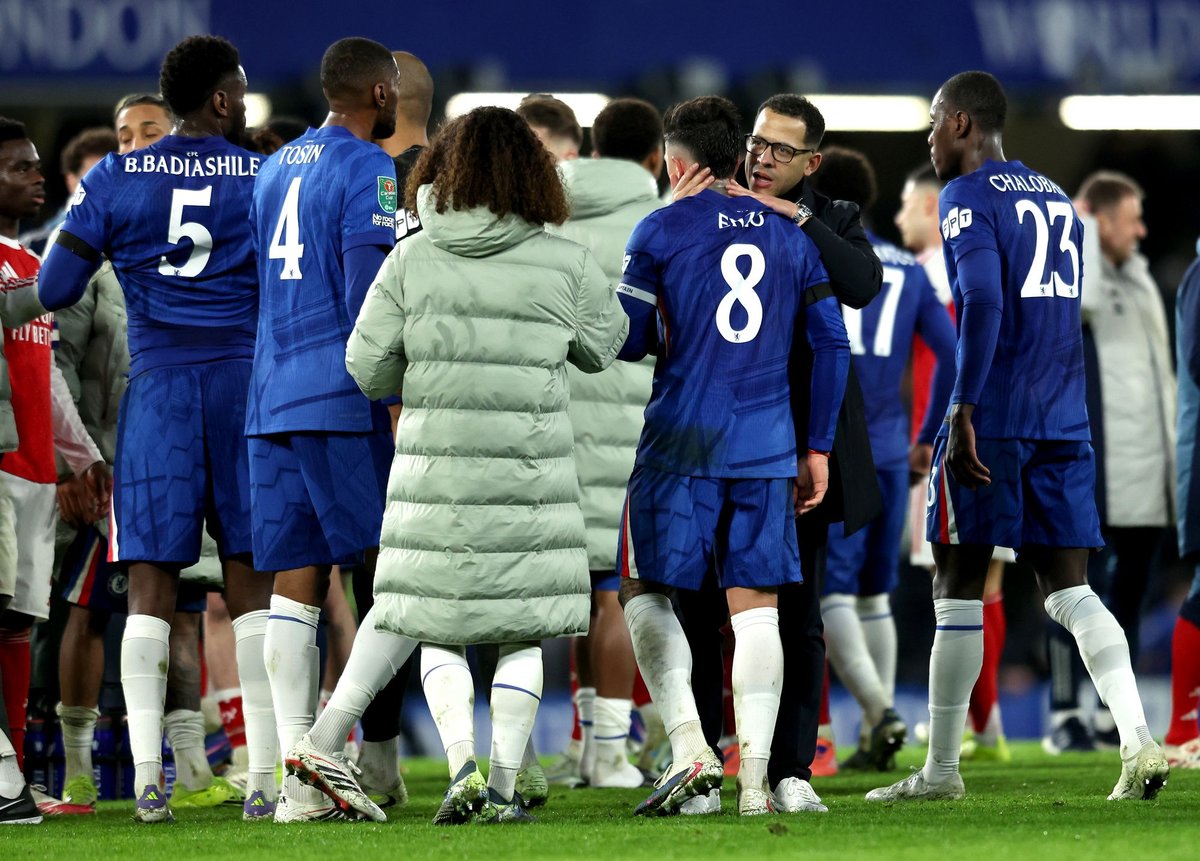 Rosenior holds back Chelsea star as row erupts after Arsenal showdown