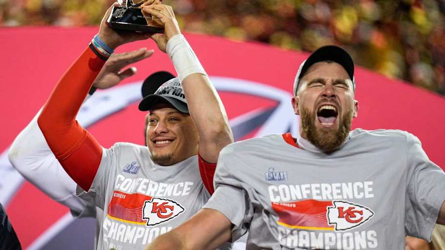 What Kelce coming back would mean for the Chiefs