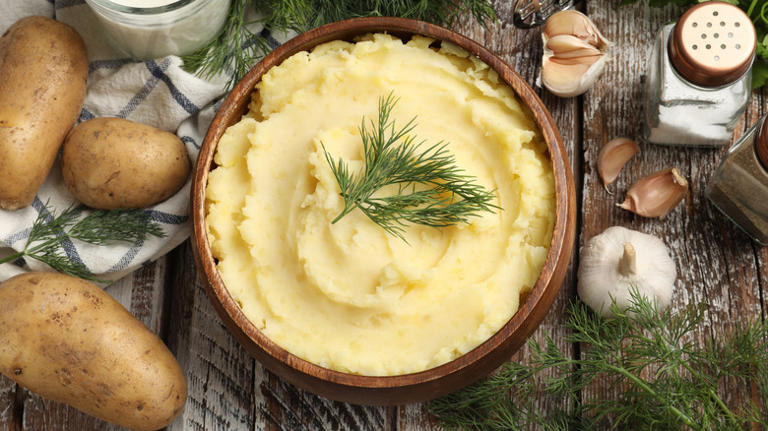 The step Bobby Flay takes for extra creamy mashed potatoes