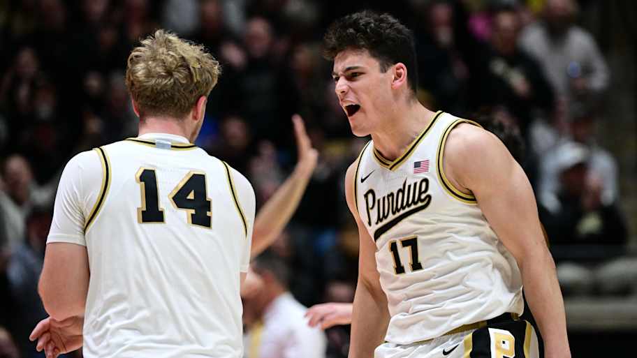 Purdue's bench plays critical role in fending off Iowa to stay ...