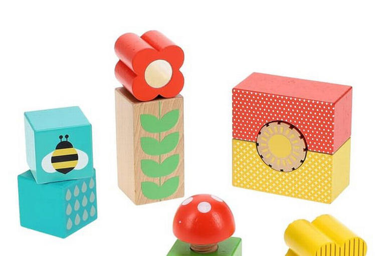 Home Bargains £2.99 wooden play set inspires learning and discovery