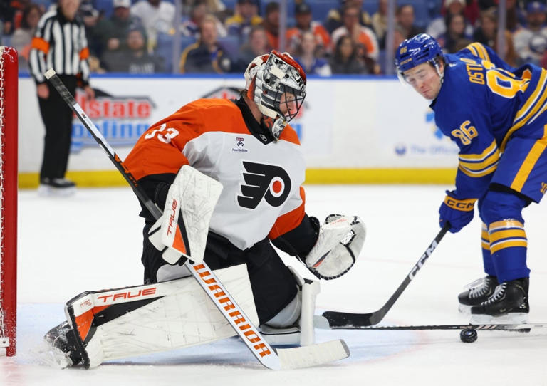 Struggling Flyers, Penguins resume Keystone State rivalry