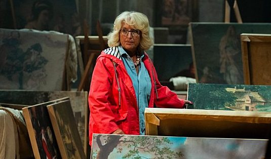 Four-hour round tables and brick phones – Traitors secrets from a ...