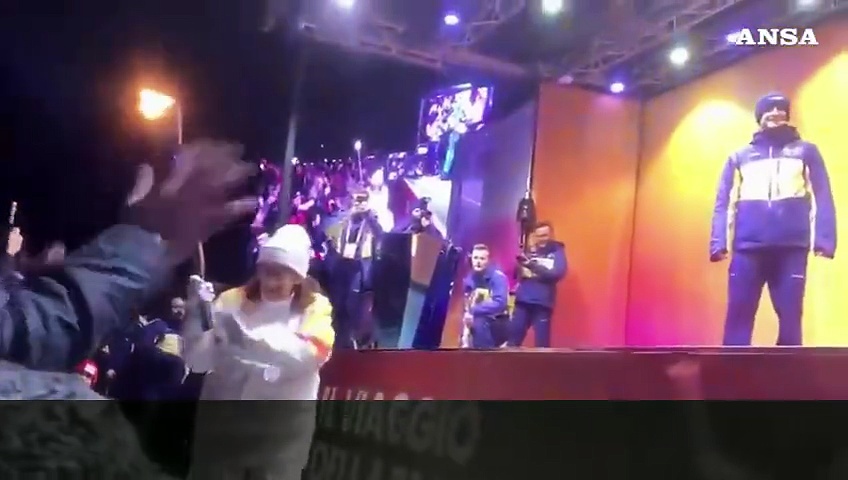 Milano Cortina 2026, la fiaccola olimpica arriva a Varese