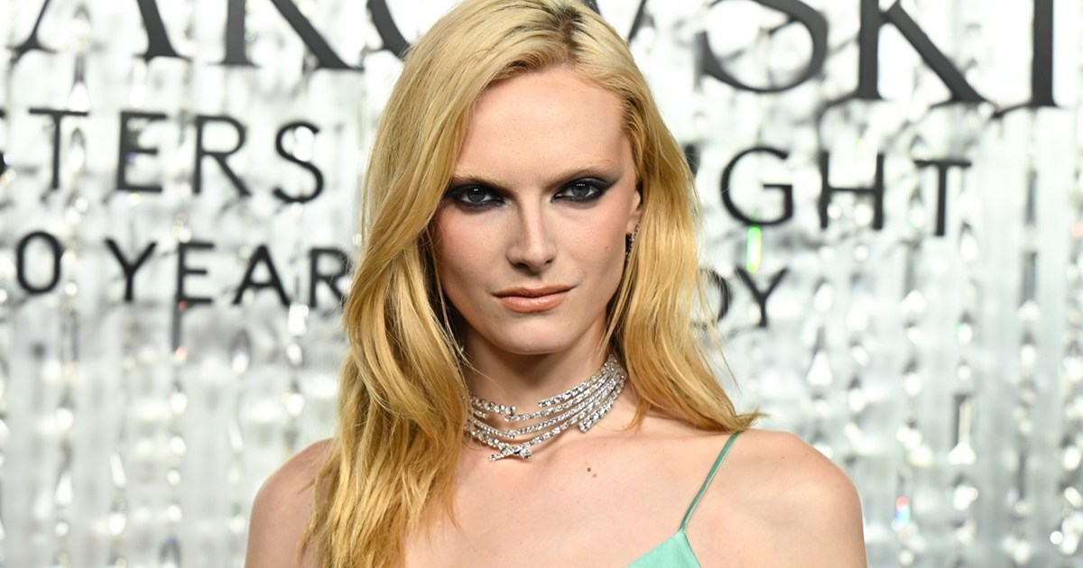 Alex Consani does mob wife aesthetic right in teeny tiny Gucci fit