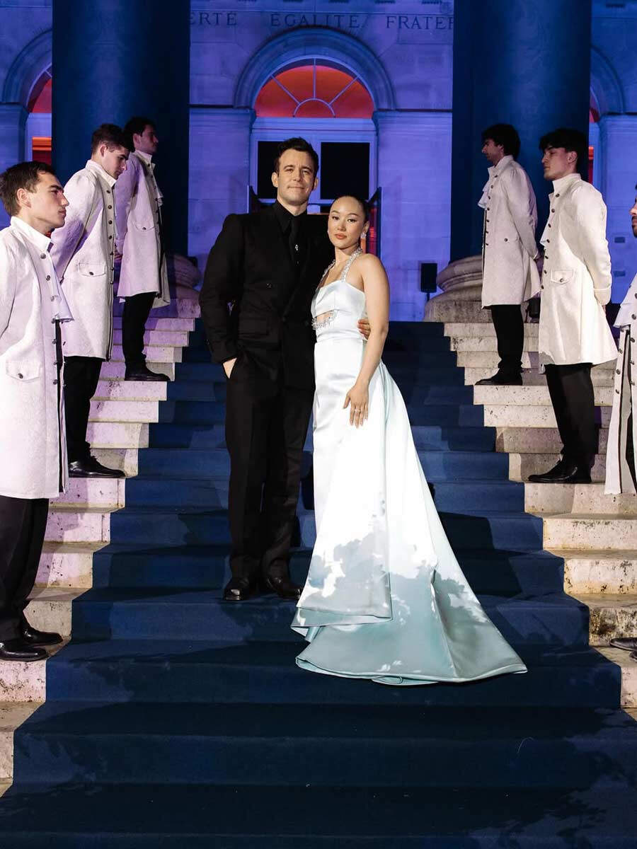 Luke Thompson, Yerin Ha and more arrive at Bridgerton season 4's ...