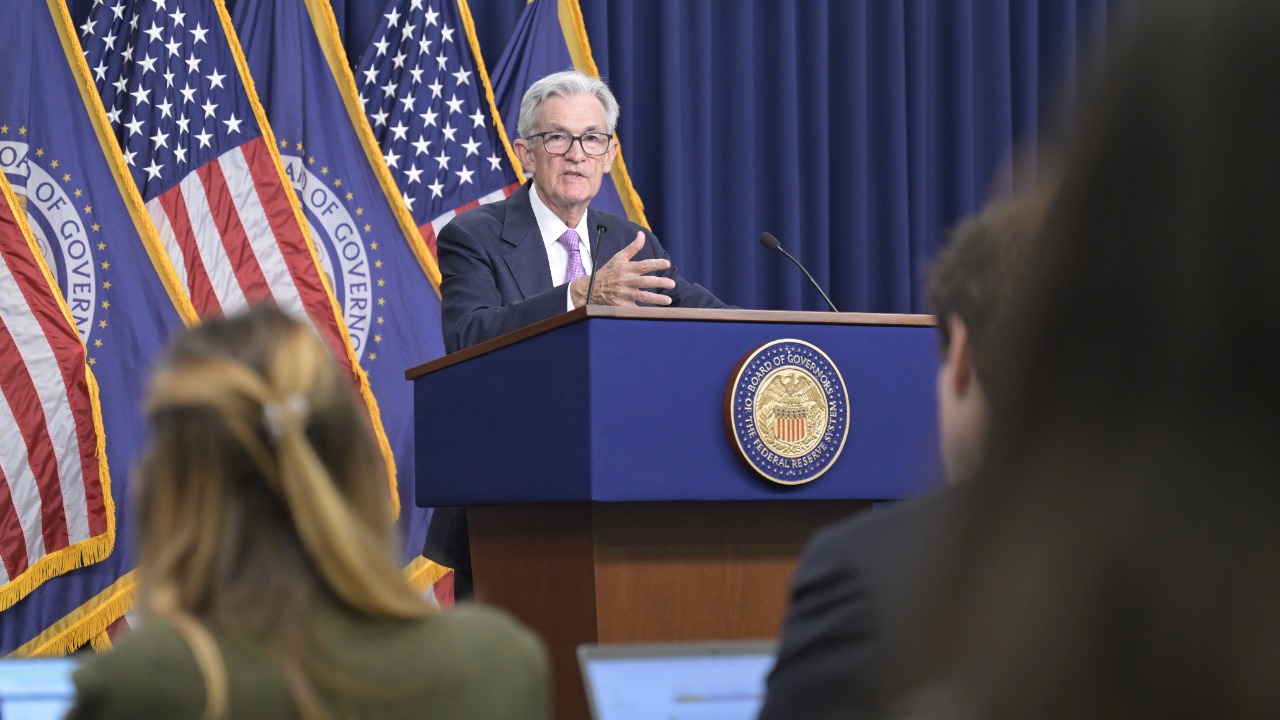 Why corporate America refuses to stick its neck out for Jay Powell