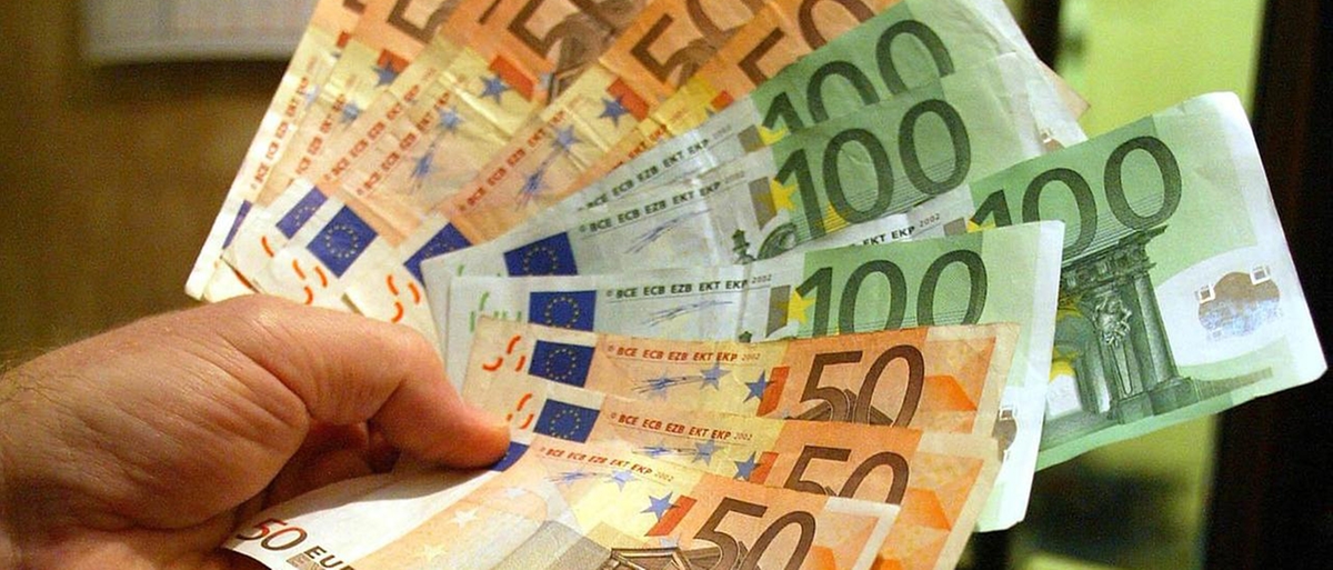 Istat, a novembre l'import -3,2%, l'export +0,4% sul mese