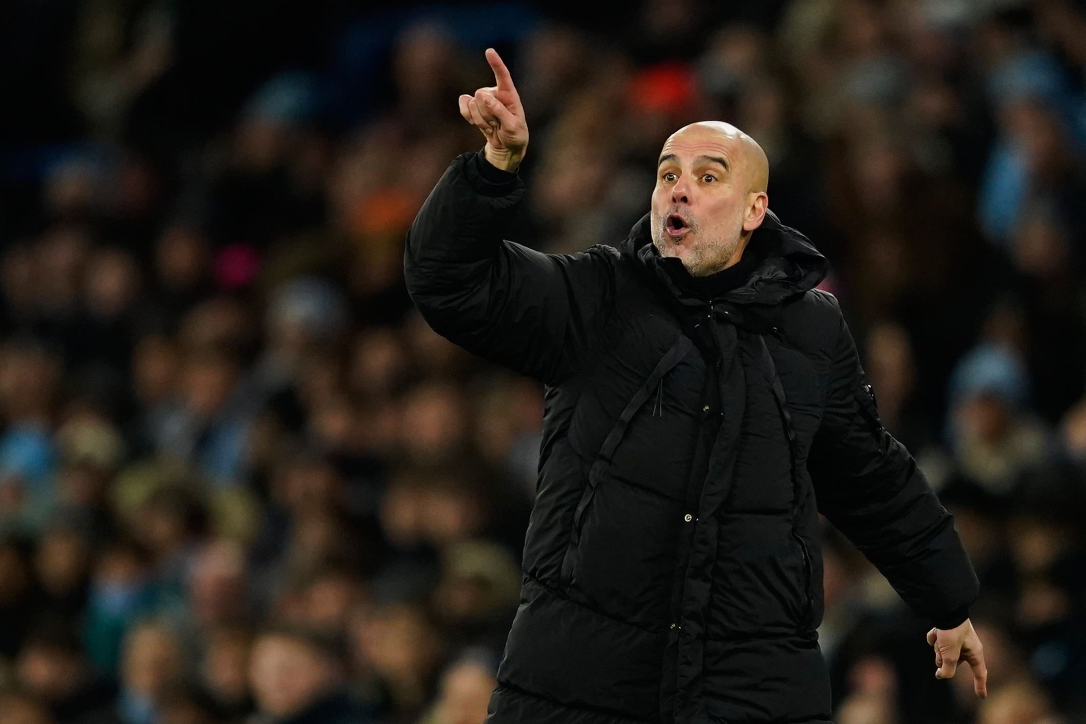 Carrick has 17 games to convince Man United and the first two are daunting