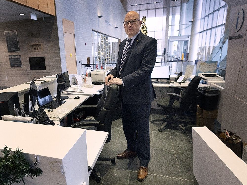 Amid rising political tension, Windsor man jailed over alleged threats ...