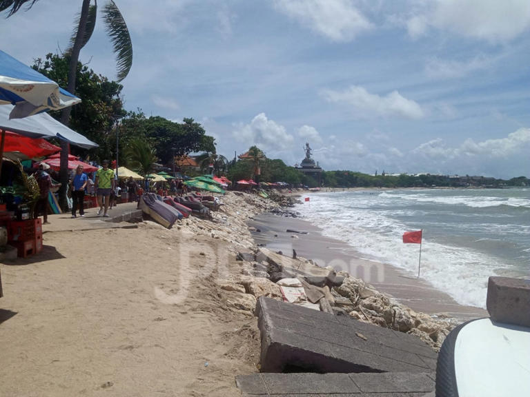 Pantai Kuta terkikis abrasi parah, DPUPR Badung bergerak, ini langkahnya
