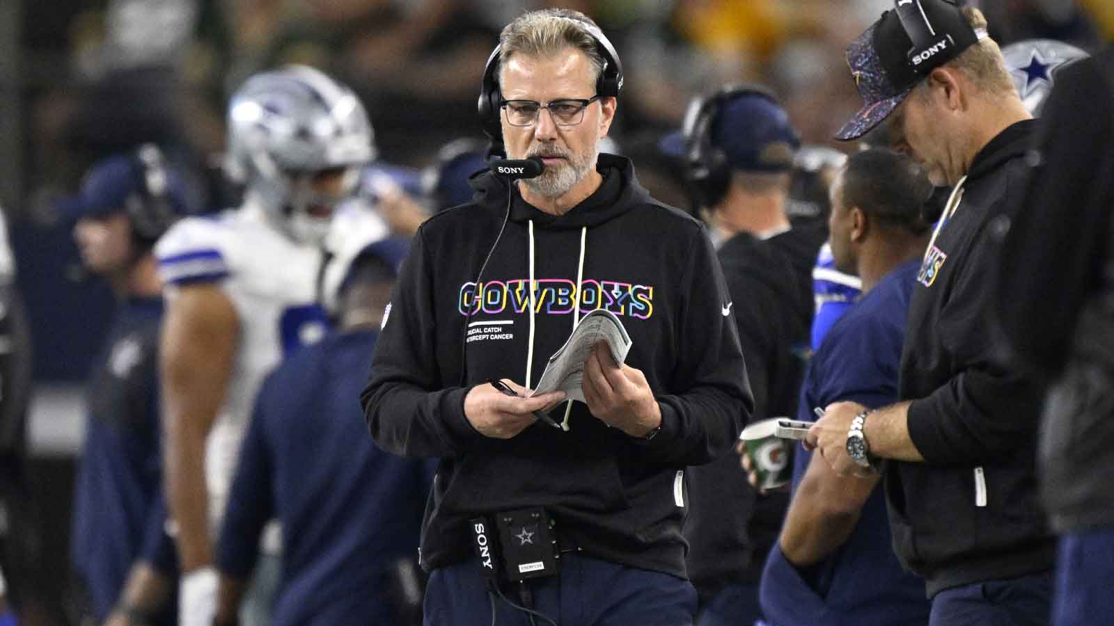 Video shows moment Cowboys staff learned of Matt Eberflus firing