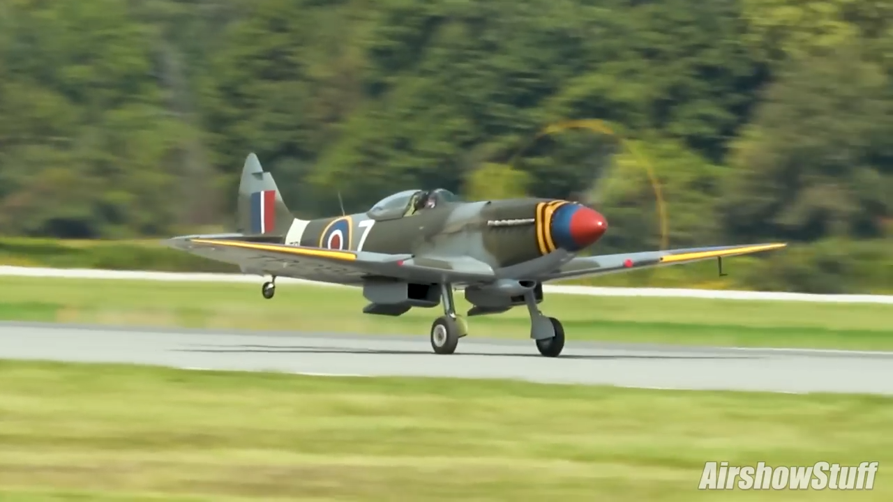 Watch two legendary WWII engines perform without music
