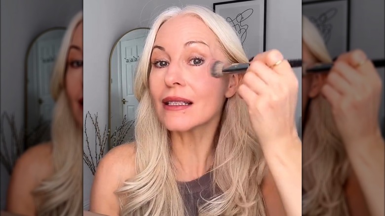 6 youthful makeup looks for older women that will totally be on trend ...