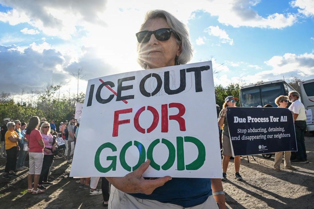 Majority demand charges in Minnesota ICE shooting case