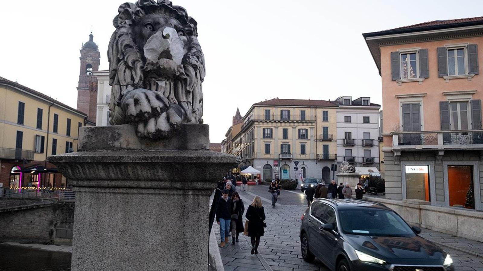 Monza, danneggiarono il Ponte dei Leoni: identificati 4 ragazzi minorenni