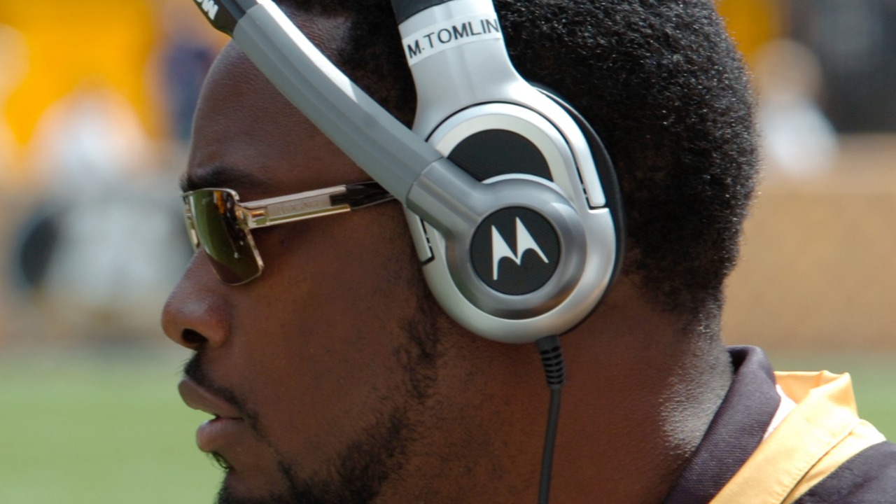 Mike Tomlin quits as Pittsburgh Steelers head coach