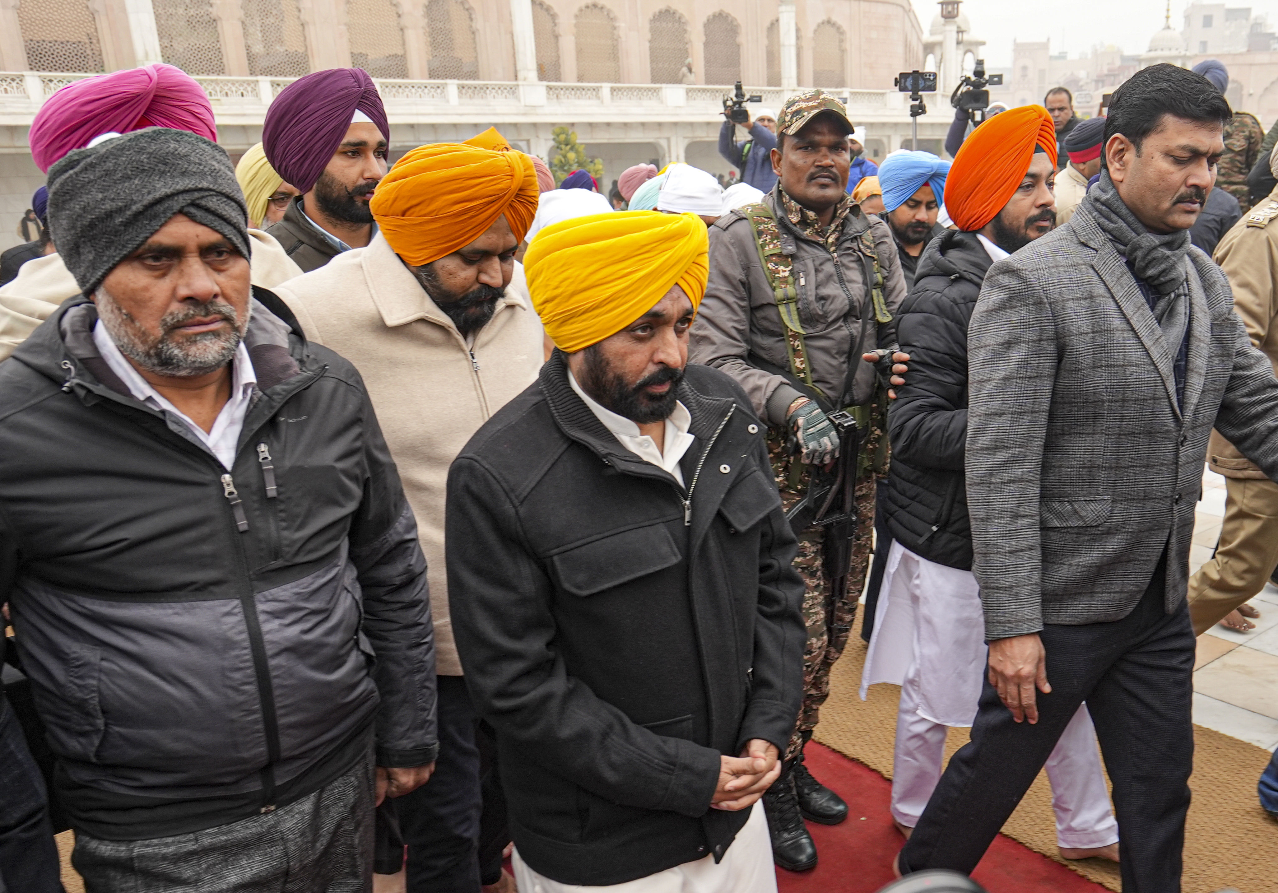 Mann appears before Akal Takht secretariat to clarify remarks on Sikh ...