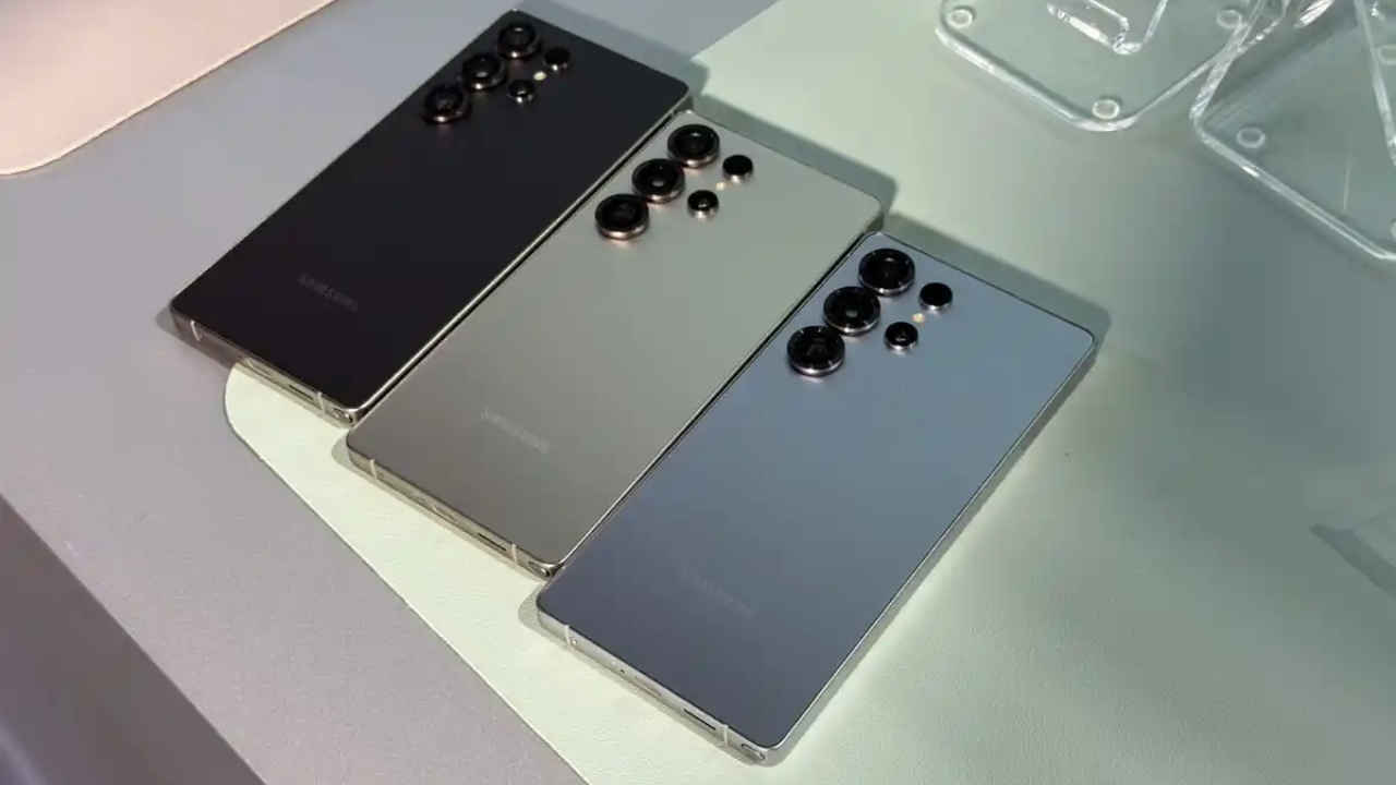 Samsung teases new privacy display feature for Galaxy S26: Here’s how ...