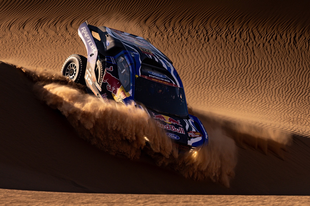 Dakar 2026, stage 11: Ekstrom leads Ford 1-2-3, Lategan out of contention
