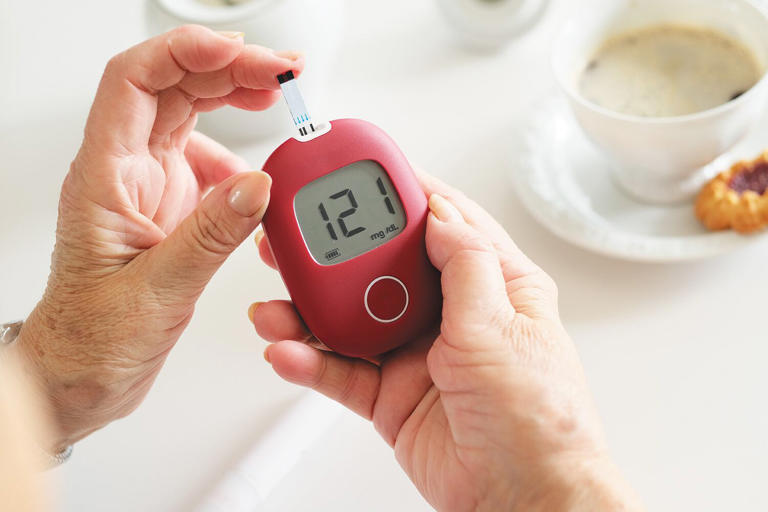 Post-meal blood sugar spikes raise Alzheimer’s risk by 70%