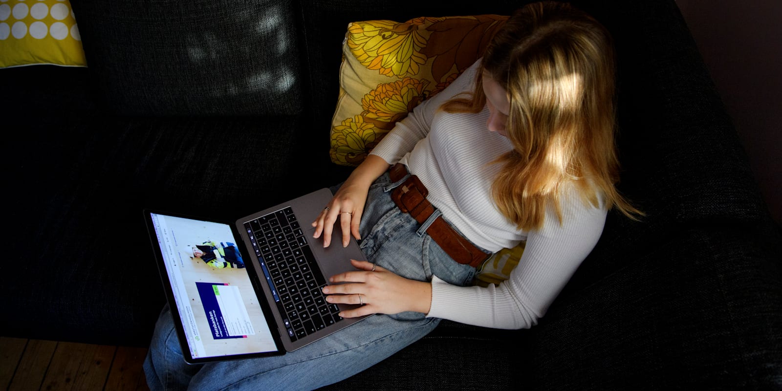 C: Slopa arbetsgivaravgiften för en lång rad grupper