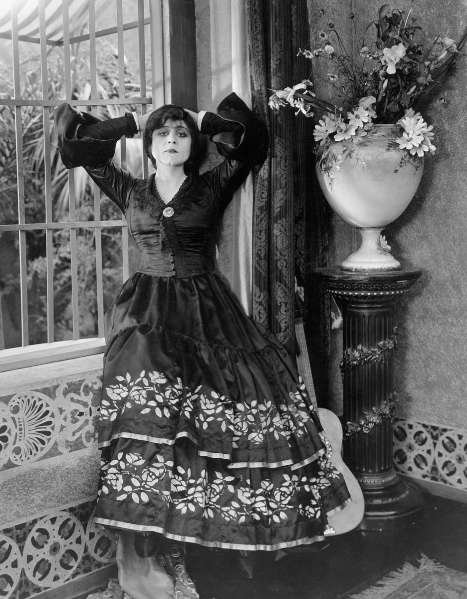 Il vamp core diventa la tendenza moda del 2026 per gli amanti del mondo ...