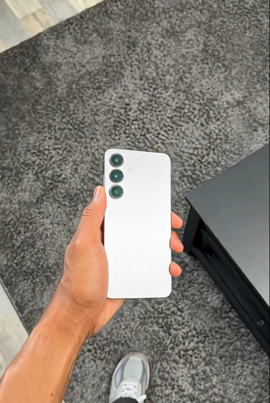 Why the Galaxy S25 Plus still feels like a flagship