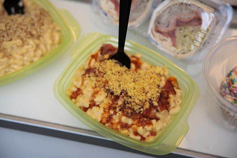 Mac Mart shrinks from a storefront to a kiosk, but expands its food ...