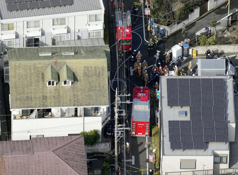 Man arrested for stabbing 2, killing 1, during eviction in Tokyo