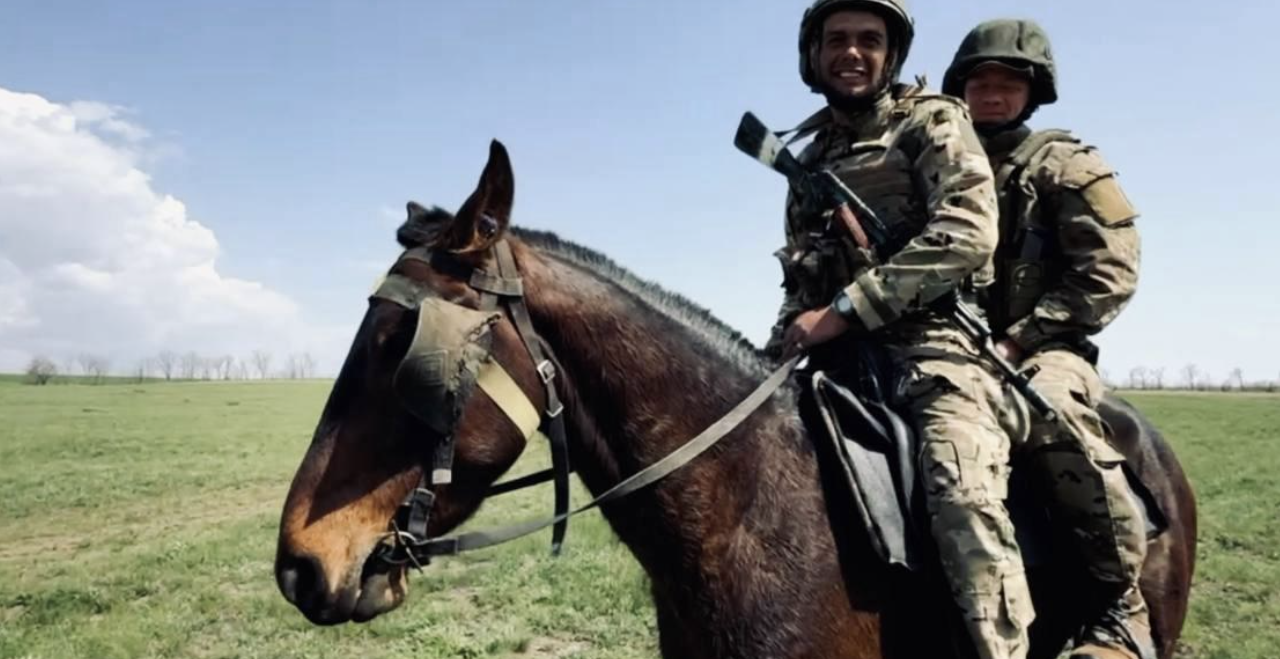 Russian cavalry attack ends with Ukraine gaining horses