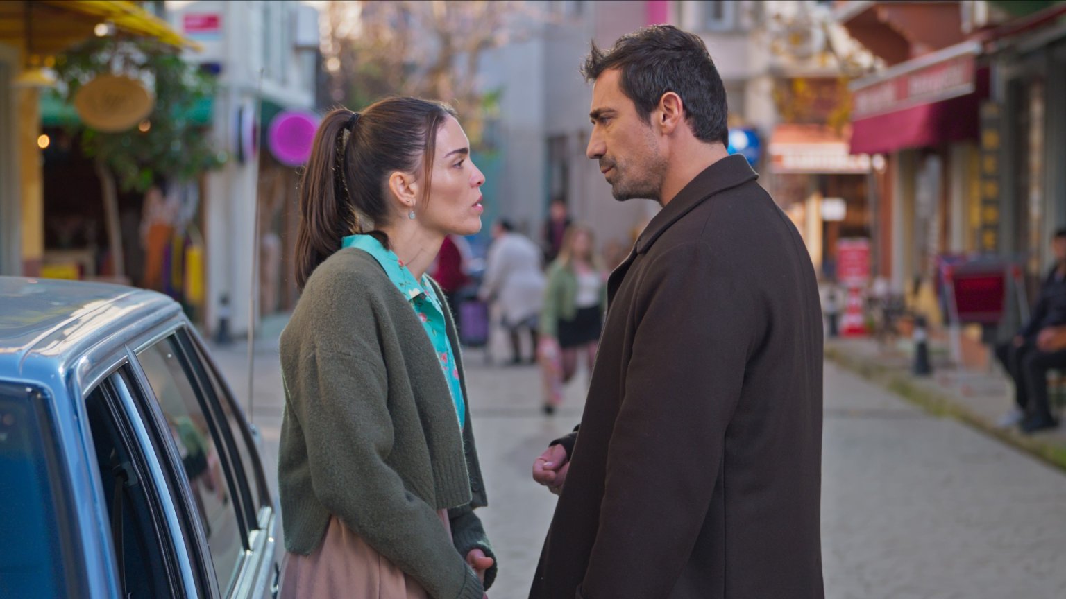 Nieuwe romantische Turkse serie met 'Intersection'-ster vanaf vandaag ...